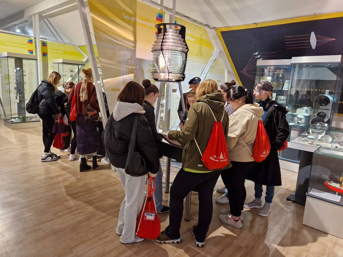 Optikstadt Rathenow: Nachwuchstalente erkunden die Welt der Optik beim ...